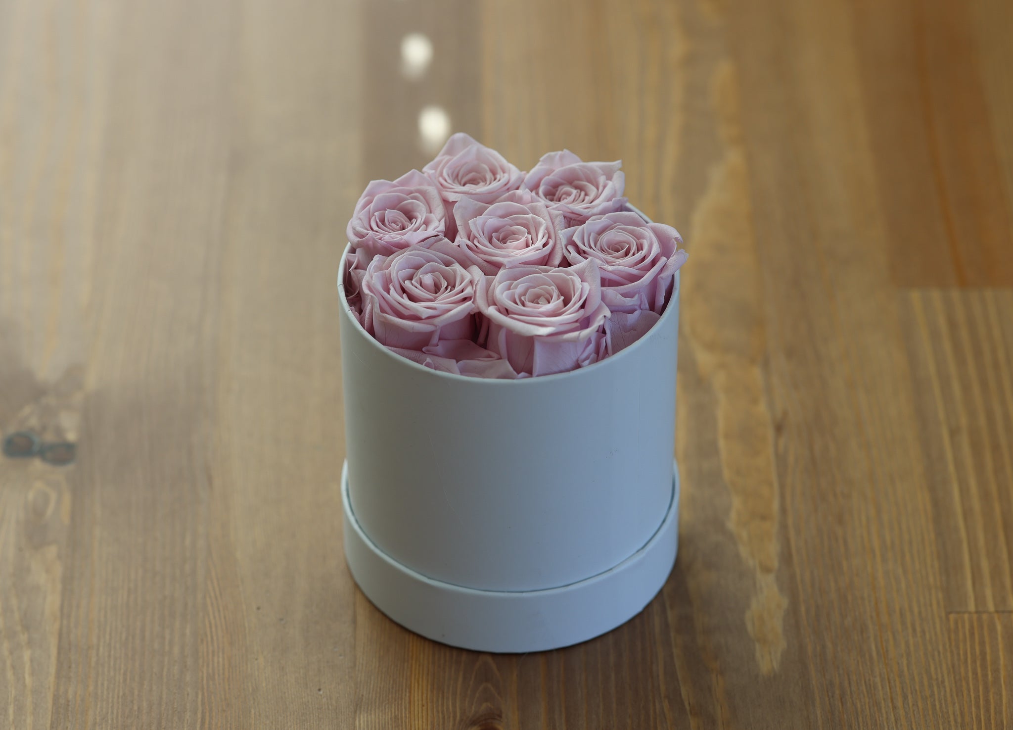 Leleyat Flower Box - 7 Sweet Pink Forever Roses that Last a Year - Ros ...
